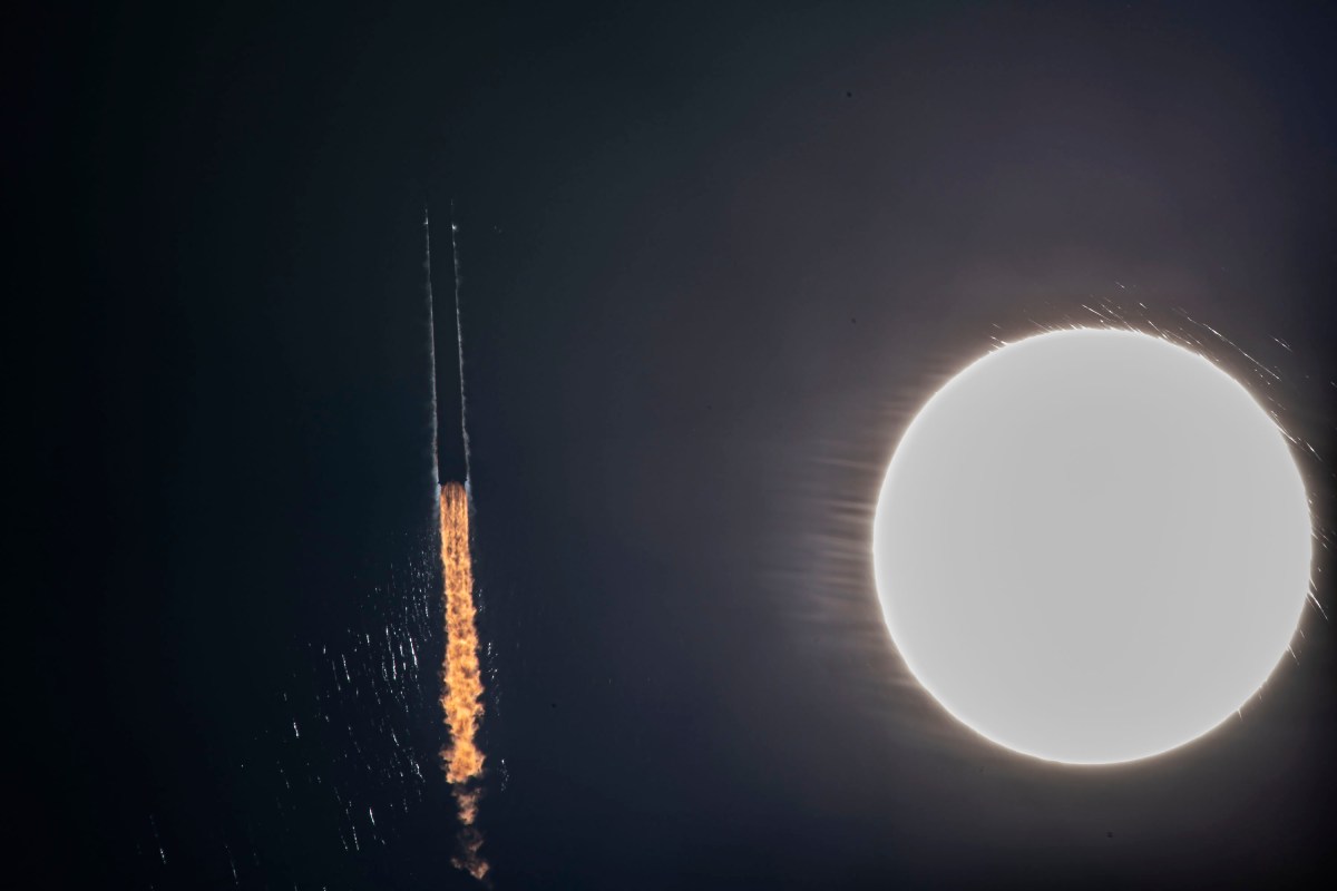 Starlink Group 2-4 | Falcon 9 Block 5 | Everyday Astronaut