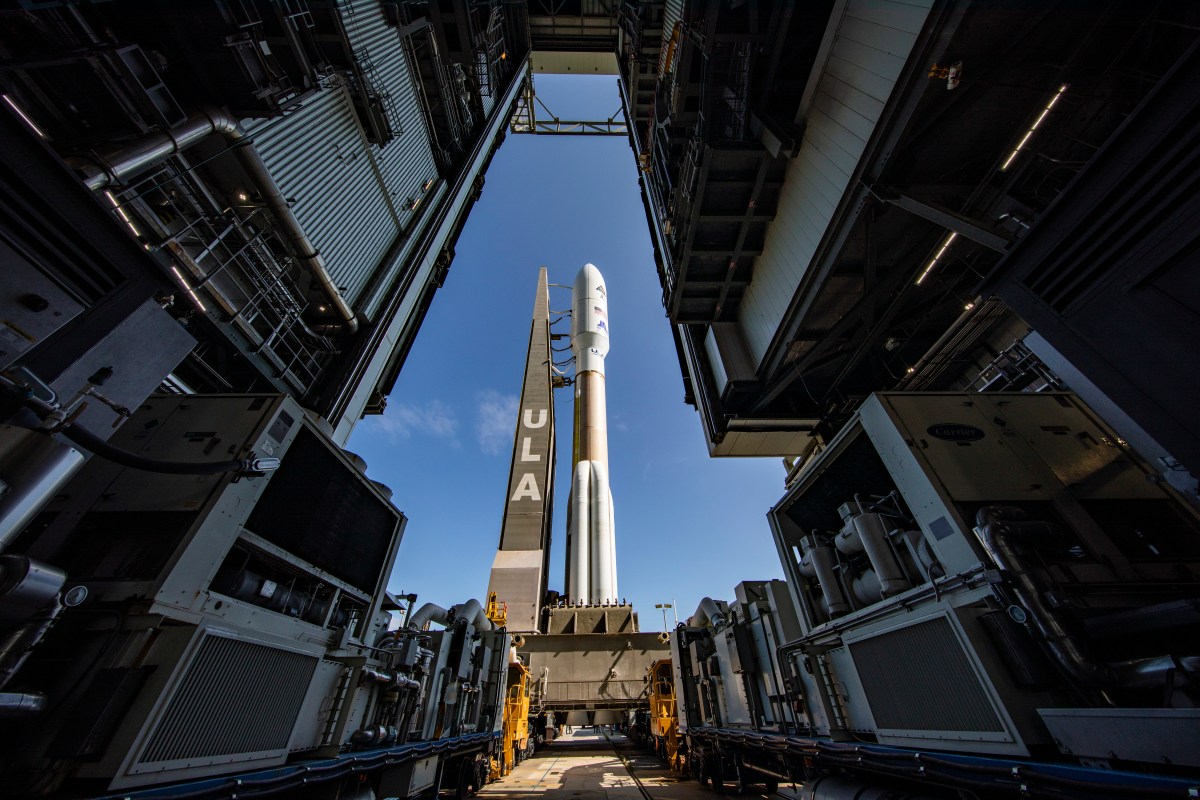 NROL-107 (Silent Barker) | Atlas V 551 | Everyday Astronaut