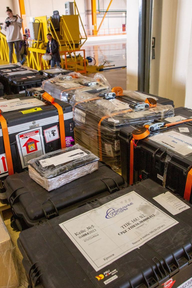 Meteor-M No.2-3 And Others | Soyuz 2.1b/Fregat | Everyday Astronaut